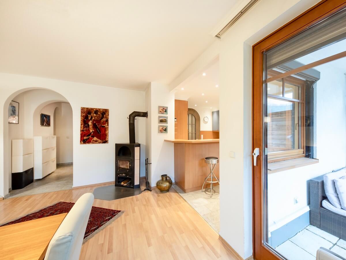 Naturnahes Wohnen in Aldrans: 4-Zimmerwohnung mit großzügigem Garten ...